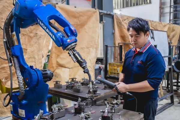 Otc Robotic Arm Welding - KSteel Industrial Machine Fencing Taiwan